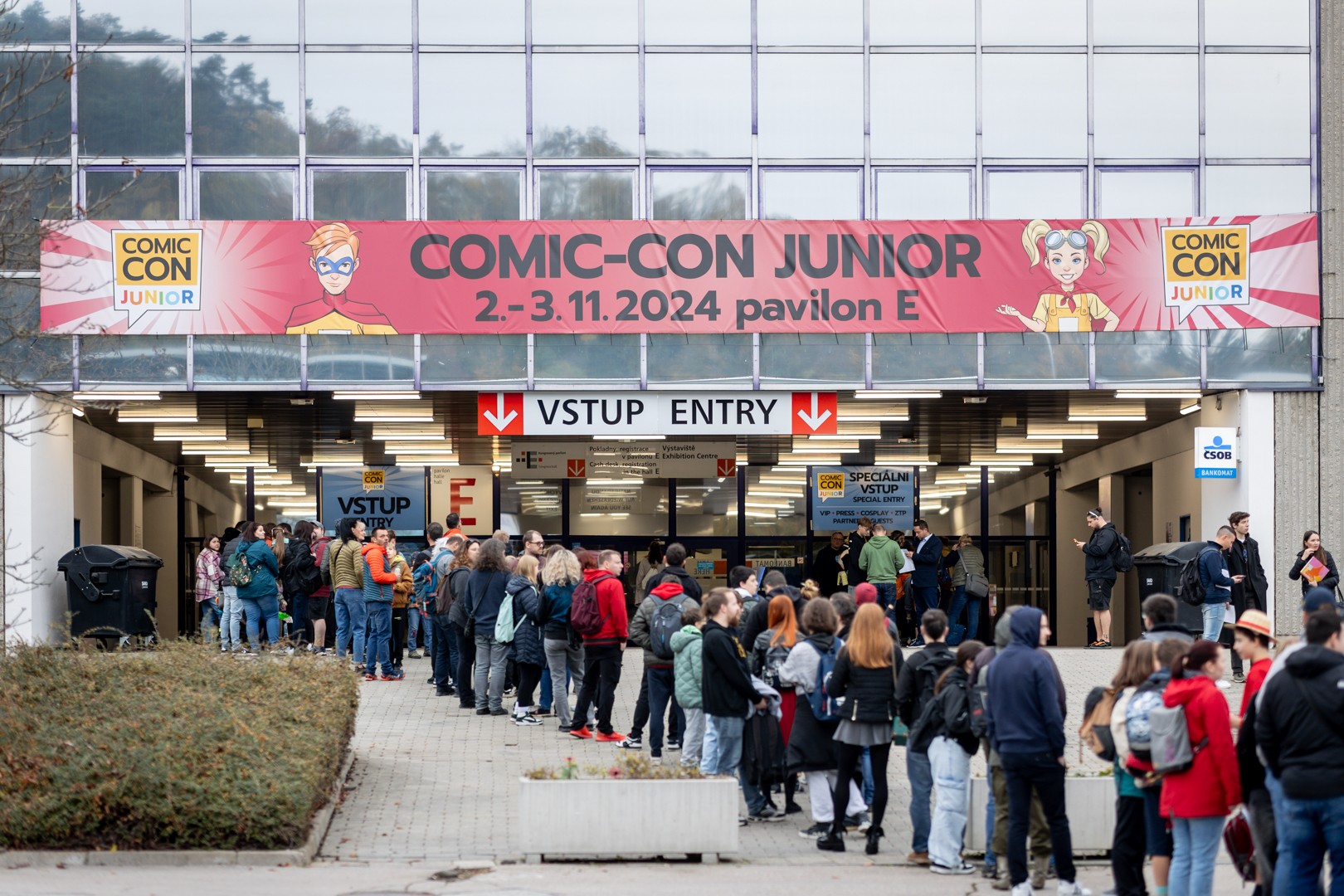Comic Con Junior přilákal superhrdiny, světové herce a tisíce fanoušků ...